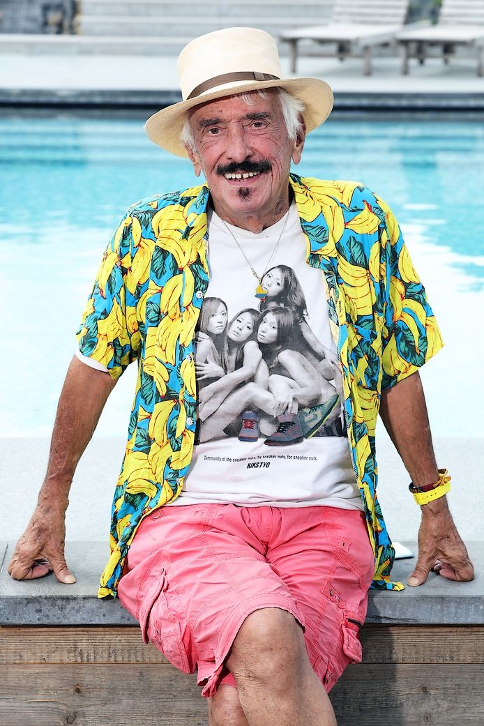 Hommage à Lou Deprijck le célèbre chanteur Belge - Ma Thailande